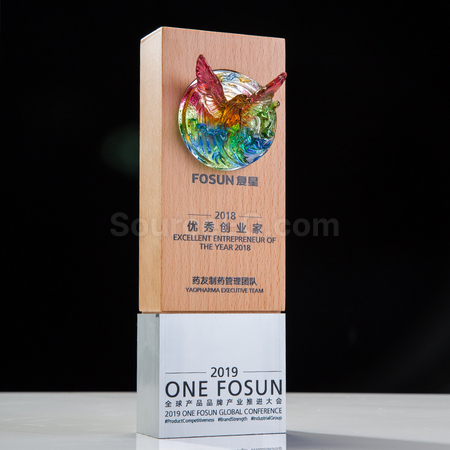 Glass Crystal Solid Wood Trophy - Corporate Gifts Supplier in Malaysia ...